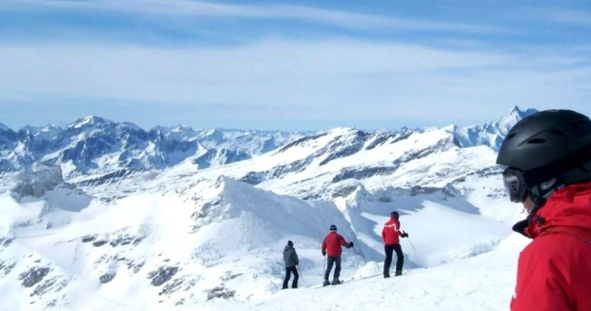 Igor Rattaj uspel v Alpách. Jeho skupina TMR kúpila dva lyžiarske ...