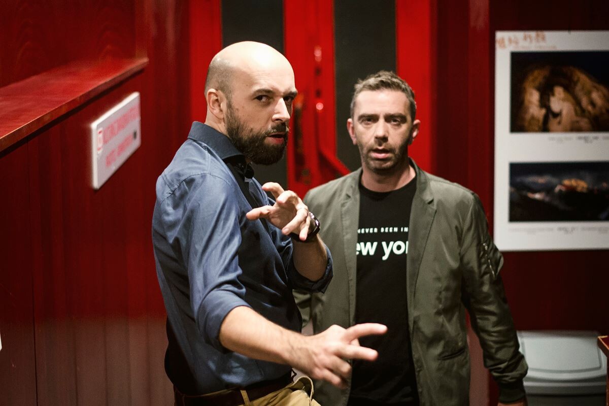 Z novinára stand-up komik. Tomáš Hudák rozosmieva ľudí napriek ...