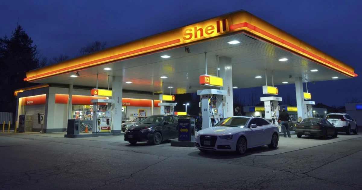 Zisk Shellu výrazne prekvapil. Prispelo k tomu zvýšenie rafinérskych ...