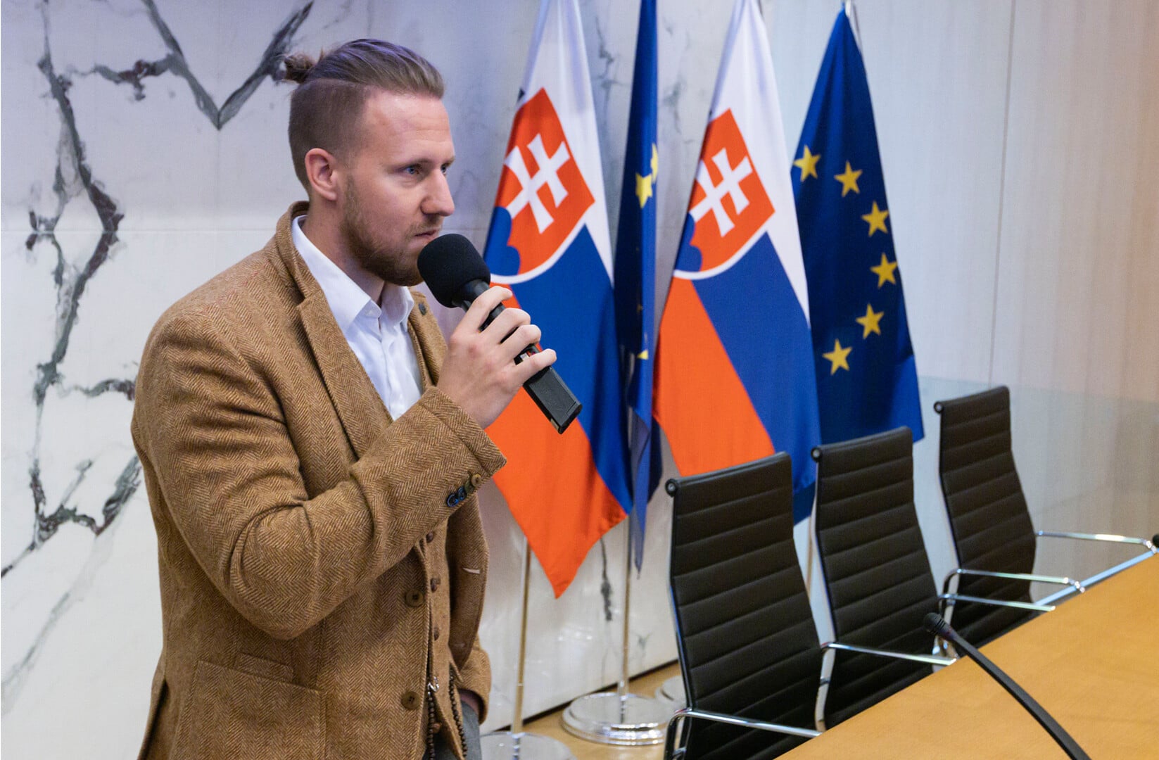 Ako kryptomeny menia náš svet? Na otázku odpovedá kryptomenový odborník ...