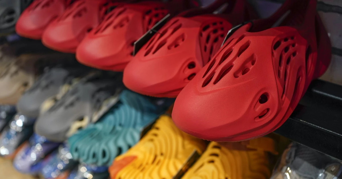 Pol miliardy za Yeezy: Adidas zrejme úspešne vykorčuľuje zo spolupráce ...