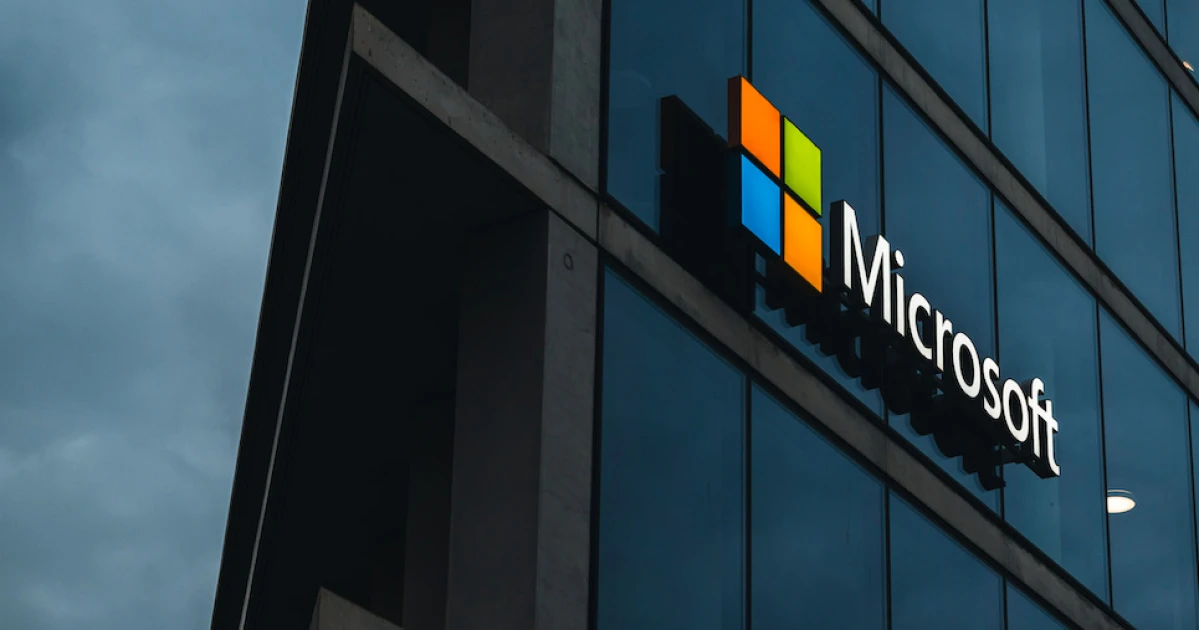 Cloudové služby a umelá inteligencia. Microsoft hlási nárast zisku o 20 ...