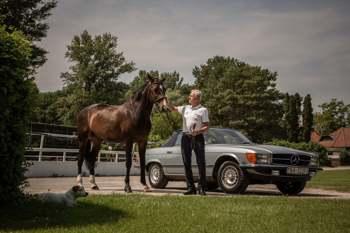 Slovensku priniesol Mercedes. Budúcnosť áut nie je čisto elektrická ...