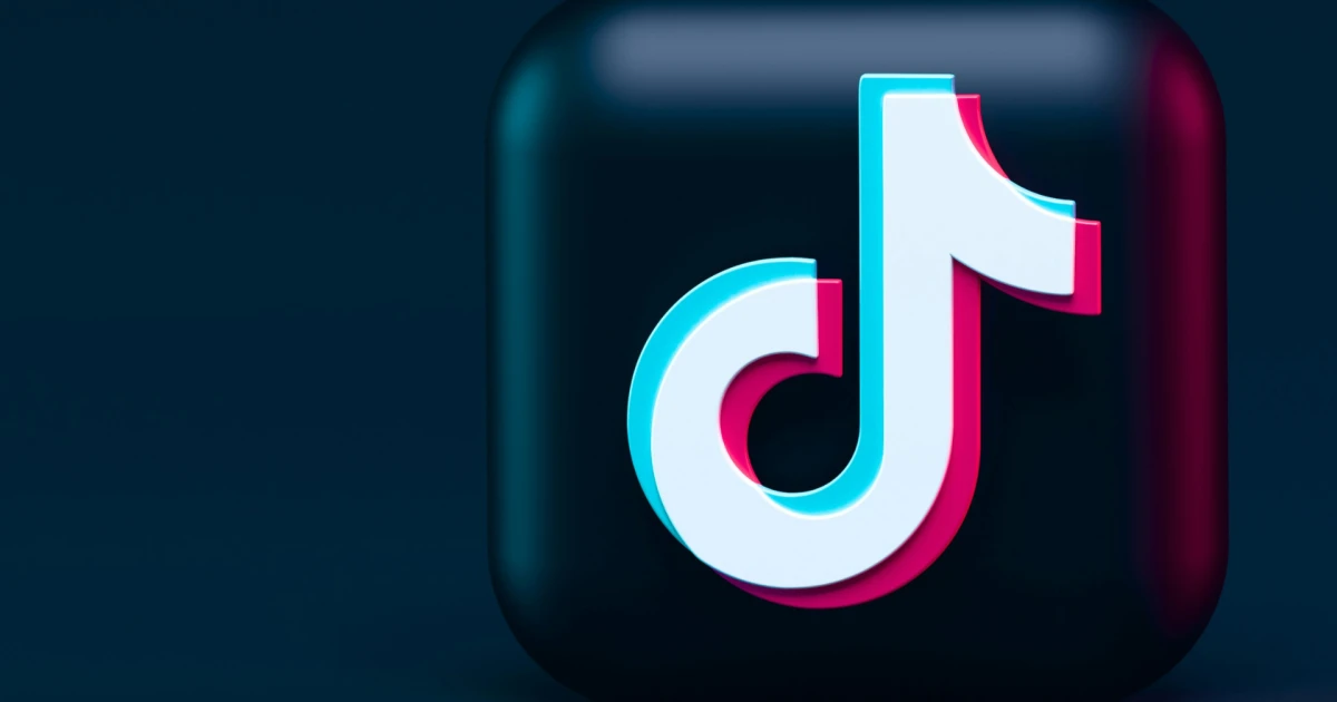 Tik Tok odmietol zverejniť reklamu o unesených Izraelčanoch.